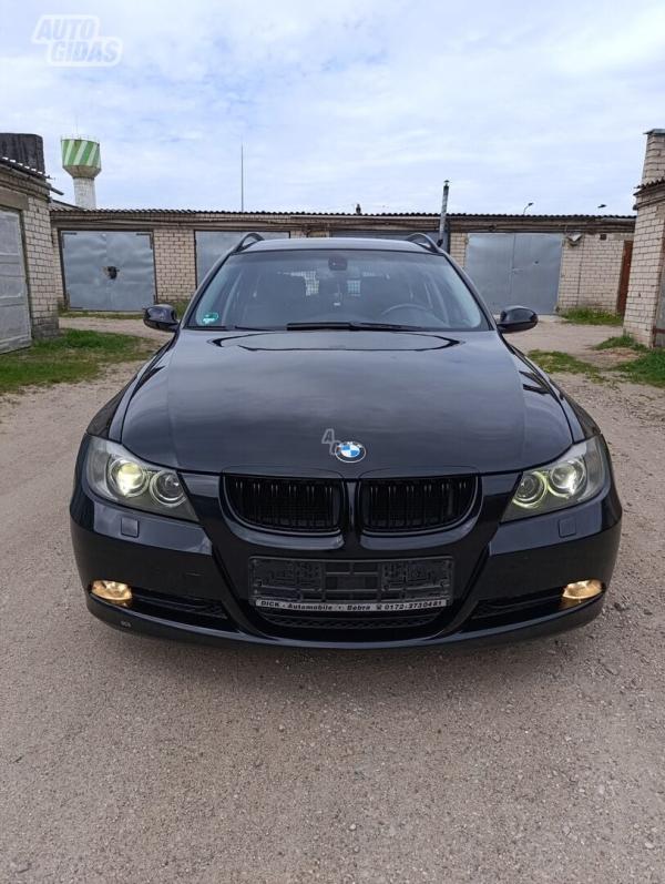 Black BMW 320 2007 in Druskininkai, with an engine capacity of 2.00 L and mileage of 347 thousand km for 3300 €, photo 1 on AUTOMOTO.COM.LV