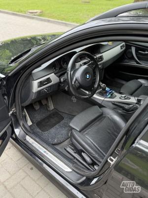 Black BMW 320 2007 in Kaunas, with an engine capacity of 2.00 L and mileage of 416 thousand km for 3600 €, photo 7 on AUTOMOTO.COM.LV