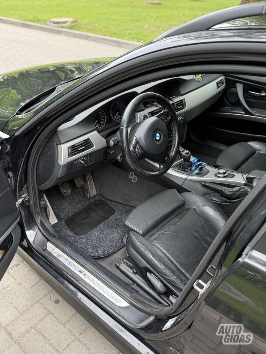 Black BMW 320 2007 in Kaunas, with an engine capacity of 2.00 L and mileage of 416 thousand km for 3600 €, photo 7 on AUTOMOTO.COM.LV