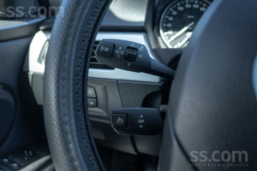 Melns BMW 320 2007 Liepāja, ar dzinēja tilpumu 2.00 L un nobraukumu 299 tūkst. km par 3950 €, foto 23 vietnē AUTOMOTO.COM.LV
