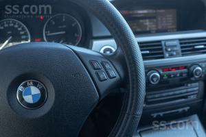 Melns BMW 320 2007 Liepāja, ar dzinēja tilpumu 2.00 L un nobraukumu 299 tūkst. km par 3950 €, foto 30 vietnē AUTOMOTO.COM.LV