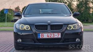 Melns BMW 320 2007 Jelgava, ar dzinēja tilpumu 2.00 L un nobraukumu 283 tūkst. km par 4150 €, foto 3 vietnē AUTOMOTO.COM.LV