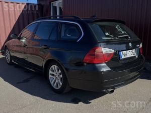 Black BMW 320 2007 in Liepaja, with an engine capacity of 2.00 L and mileage of 330 thousand km for 3950 €, photo 3 on AUTOMOTO.COM.LV