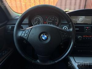 Black BMW 320 2007 in Liepaja, with an engine capacity of 2.00 L and mileage of 330 thousand km for 3950 €, photo 7 on AUTOMOTO.COM.LV
