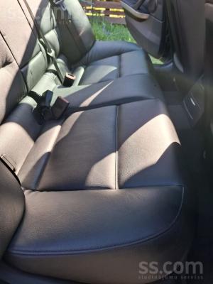 Black BMW 320 2007 in Riga, with an engine capacity of 2.00 L and mileage of 269 thousand km for 2800 €, photo 12 on AUTOMOTO.COM.LV