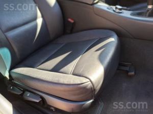 Black BMW 320 2007 in Riga, with an engine capacity of 2.00 L and mileage of 269 thousand km for 2800 €, photo 13 on AUTOMOTO.COM.LV