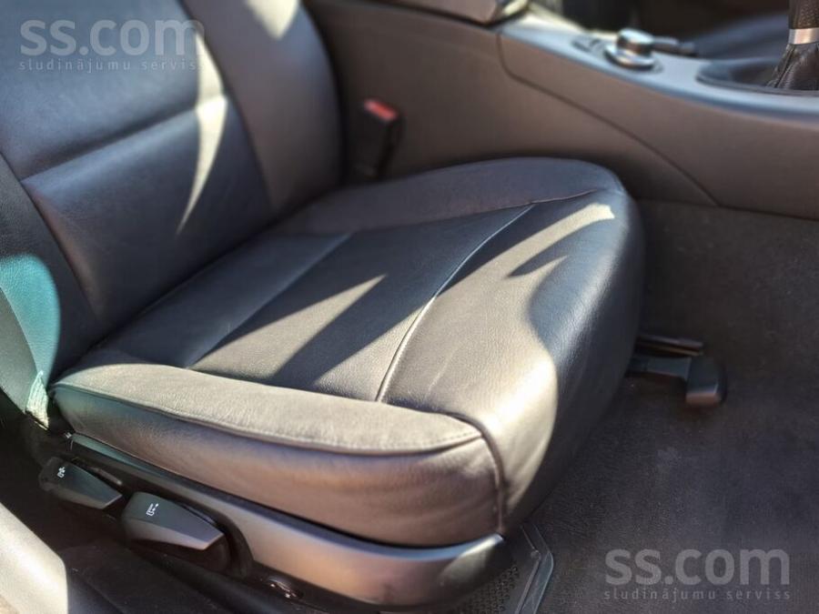 Black BMW 320 2007 in Riga, with an engine capacity of 2.00 L and mileage of 269 thousand km for 2800 €, photo 13 on AUTOMOTO.COM.LV