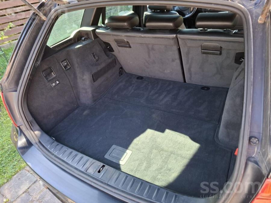 Black BMW 320 2007 in Riga, with an engine capacity of 2.00 L and mileage of 269 thousand km for 2800 €, photo 15 on AUTOMOTO.COM.LV