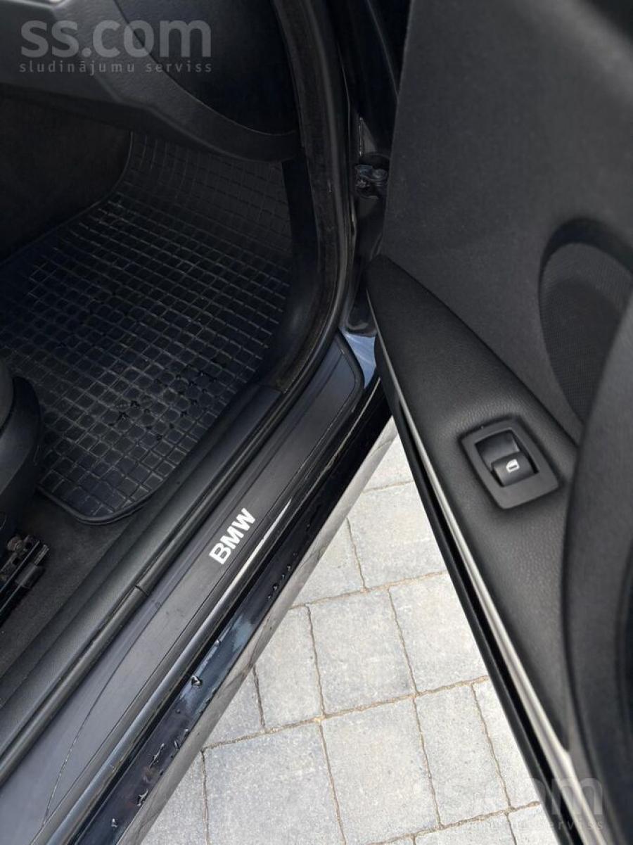Melns BMW 320 2007 Jelgava, ar dzinēja tilpumu 2.00 L un nobraukumu 430 tūkst. km par 2700 €, foto 14 vietnē AUTOMOTO.COM.LV