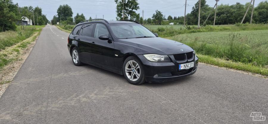 Melns BMW 320 2007 Kauņa, ar dzinēja tilpumu 2.00 L un nobraukumu 361 tūkst. km par 2600 €, foto 3 vietnē AUTOMOTO.COM.LV