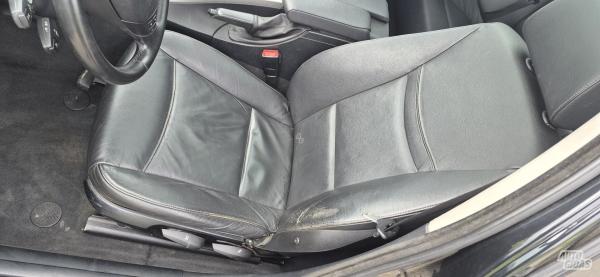 Black BMW 320 2007 in Kaunas, with an engine capacity of 2.00 L and mileage of 361 thousand km for 2600 €, photo 8 on AUTOMOTO.COM.LV