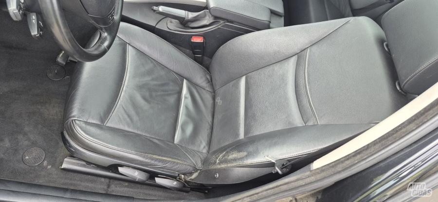 Melns BMW 320 2007 Kauņa, ar dzinēja tilpumu 2.00 L un nobraukumu 361 tūkst. km par 2600 €, foto 9 vietnē AUTOMOTO.COM.LV