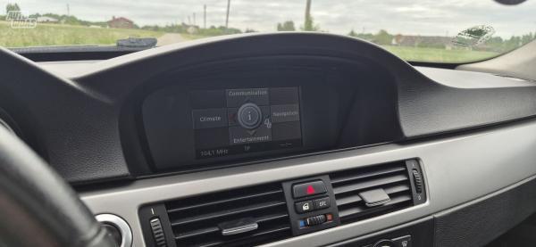 Black BMW 320 2007 in Kaunas, with an engine capacity of 2.00 L and mileage of 361 thousand km for 2600 €, photo 9 on AUTOMOTO.COM.LV
