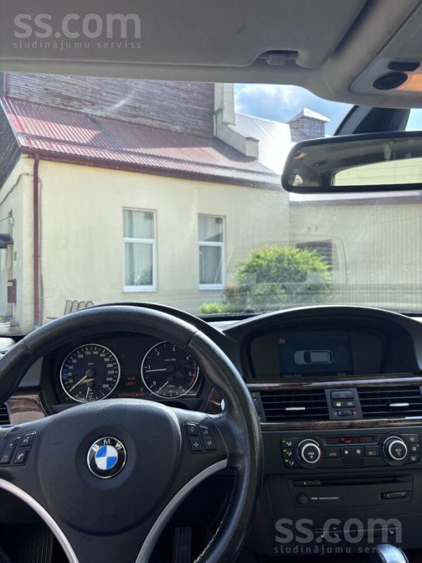 Black BMW 320 2007 in Aizkraukle, with an engine capacity of 2.00 L and mileage of 321 thousand km for 3600 €, photo 5 on AUTOMOTO.COM.LV