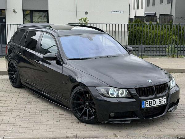 Melns BMW 320 2007 Viļņa, ar dzinēja tilpumu 2.00 L un nobraukumu 370 tūkst. km par 4500 €, foto 1 vietnē AUTOMOTO.COM.LV