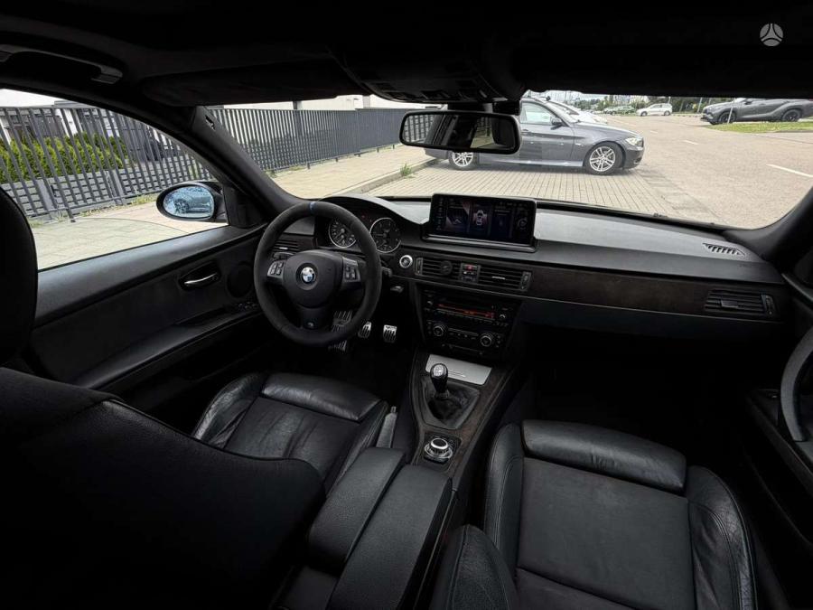 Black BMW 320 2007 in Vilnius, with an engine capacity of 2.00 L and mileage of 370 thousand km for 4500 €, photo 14 on AUTOMOTO.COM.LV