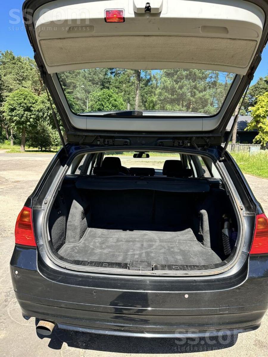 Black BMW 320 2007 in Jurmala, with an engine capacity of 2.00 L and mileage of 422 thousand km for 2500 €, photo 7 on AUTOMOTO.COM.LV