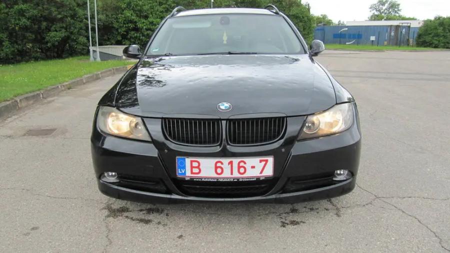 Melns BMW 320 2007 Rīga, ar dzinēja tilpumu 2.00 L un nobraukumu 295 tūkst. km par 1650 €, foto 19 vietnē AUTOMOTO.COM.LV