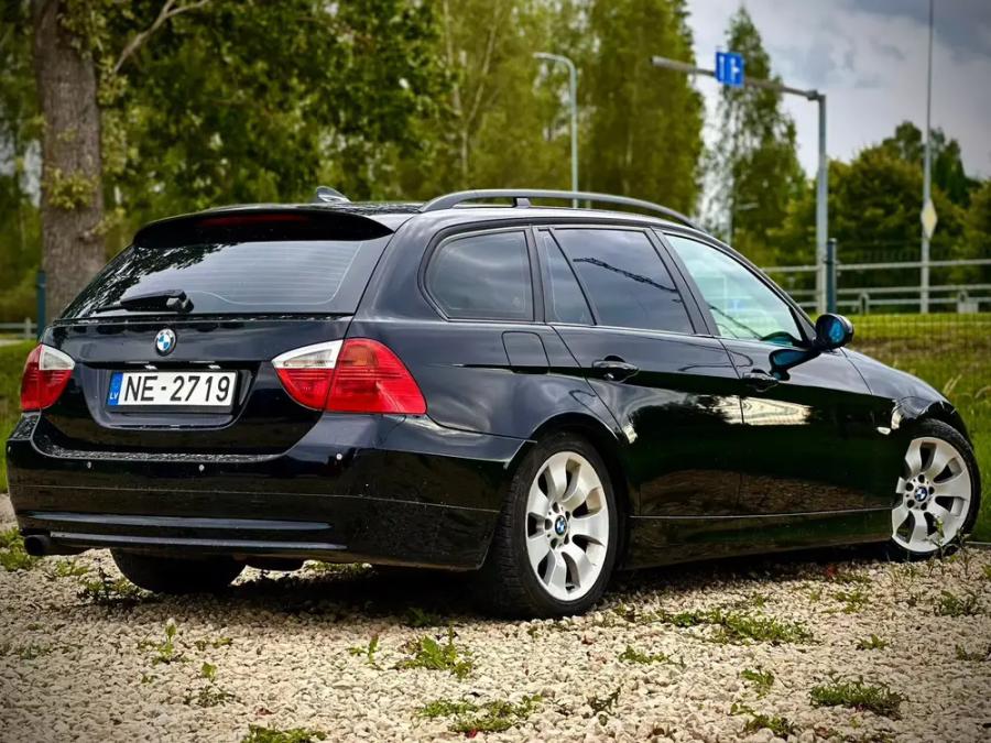 Melns BMW 320 2007 Jelgava, ar dzinēja tilpumu 2.00 L un nobraukumu 293 tūkst. km par 3800 €, foto 5 vietnē AUTOMOTO.COM.LV