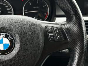 Melns BMW 320 2007 Jelgava, ar dzinēja tilpumu 2.00 L un nobraukumu 293 tūkst. km par 3800 €, foto 19 vietnē AUTOMOTO.COM.LV