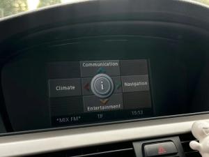 Melns BMW 320 2007 Jelgava, ar dzinēja tilpumu 2.00 L un nobraukumu 293 tūkst. km par 3800 €, foto 20 vietnē AUTOMOTO.COM.LV