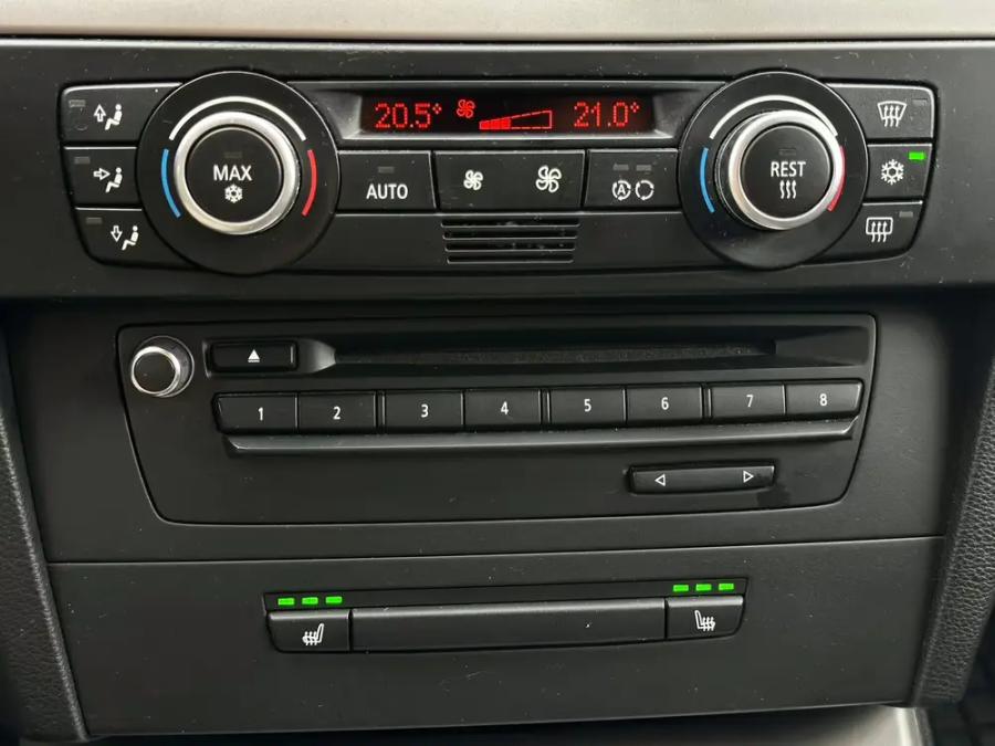 Melns BMW 320 2007 Jelgava, ar dzinēja tilpumu 2.00 L un nobraukumu 293 tūkst. km par 3800 €, foto 25 vietnē AUTOMOTO.COM.LV