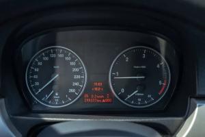 Melns BMW 320 2007 Liepāja, ar dzinēja tilpumu 2.00 L un nobraukumu 299 tūkst. km par 3950 €, foto 20 vietnē AUTOMOTO.COM.LV
