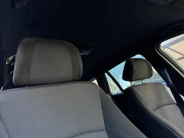 Melns BMW 320 2007 Rīga, ar dzinēja tilpumu 2.00 L un nobraukumu 339 tūkst. km par 4990 €, foto 10 vietnē AUTOMOTO.COM.LV