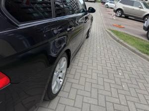 Black BMW 320 2007 in Riga, with an engine capacity of 2.00 L and mileage of 339 thousand km for 4990 €, photo 7 on AUTOMOTO.COM.LV