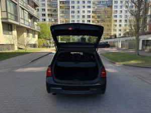 Black BMW 320 2007 in Riga, with an engine capacity of 2.00 L and mileage of 339 thousand km for 4990 €, photo 8 on AUTOMOTO.COM.LV