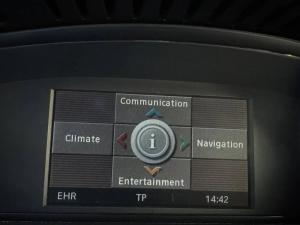 Black BMW 320 2007 in Riga, with an engine capacity of 2.00 L and mileage of 339 thousand km for 4990 €, photo 16 on AUTOMOTO.COM.LV