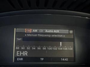 Black BMW 320 2007 in Riga, with an engine capacity of 2.00 L and mileage of 339 thousand km for 4990 €, photo 17 on AUTOMOTO.COM.LV