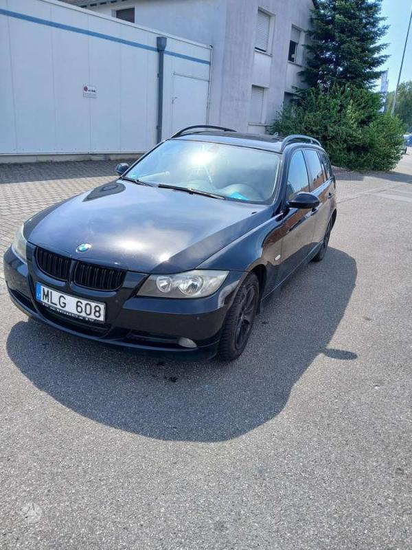 Черный БМВ 320 2007 в Каунас, объемом двигателя 2.00 л и пробегом 356 тыс. км за 2500 €, фото 1 на AUTOMOTO.COM.LV