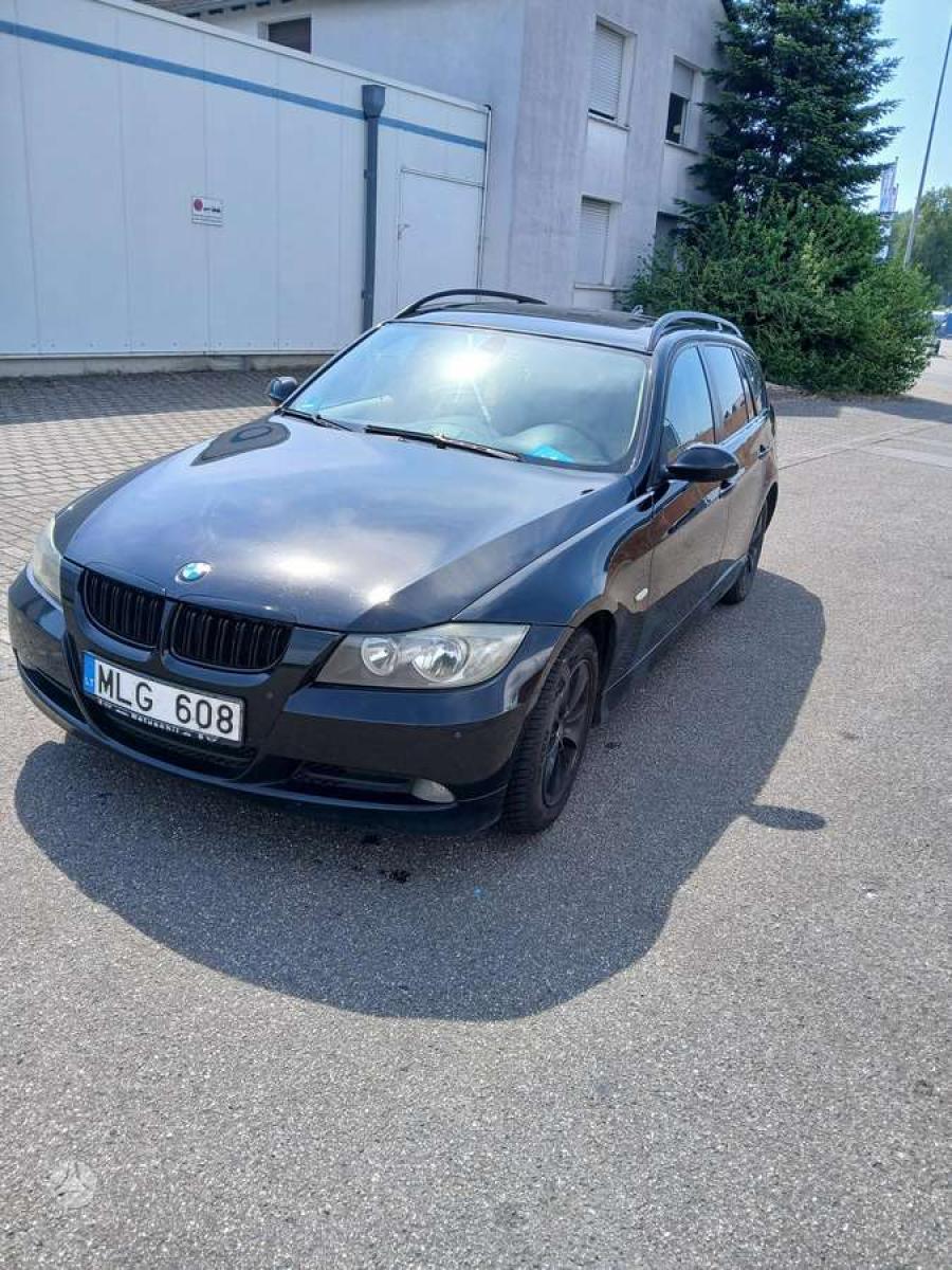 Black BMW 320 2007 in Kaunas, with an engine capacity of 2.00 L and mileage of 356 thousand km for 2500 €, photo 1 on AUTOMOTO.COM.LV