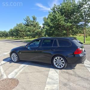 Melns BMW 320 2007 Rīga, ar dzinēja tilpumu 2.00 L un nobraukumu 411 tūkst. km par 3000 €, foto 12 vietnē AUTOMOTO.COM.LV