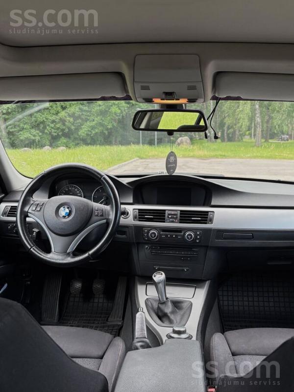 Black BMW 320 2007 in Riga, with an engine capacity of 2.00 L and mileage of 474 thousand km for 3450 €, photo 5 on AUTOMOTO.COM.LV