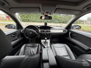 Black BMW 320 2007 in Ariogala, with an engine capacity of 2.00 L and mileage of 362 thousand km for 2800 €, photo 8 on AUTOMOTO.COM.LV