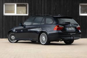 Black BMW 320 2007 in Jelgava, with an engine capacity of 2.00 L and mileage of 310 thousand km for 4800 €, photo 5 on AUTOMOTO.COM.LV