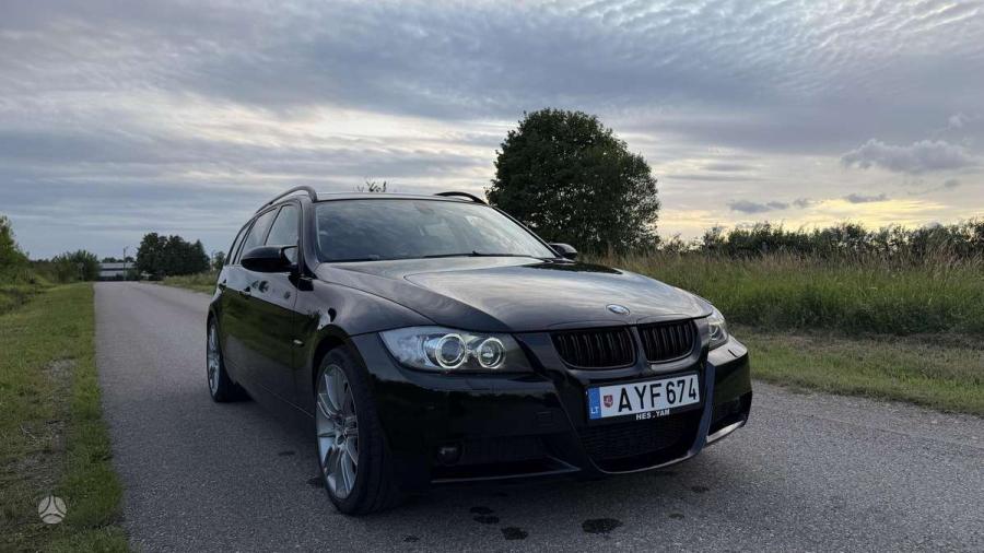 Black BMW 320 2007 in Pasvalys, with an engine capacity of 2.00 L and mileage of 275 thousand km for 3900 €, photo 10 on AUTOMOTO.COM.LV
