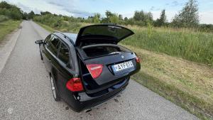Black BMW 320 2007 in Pasvalys, with an engine capacity of 2.00 L and mileage of 275 thousand km for 3900 €, photo 12 on AUTOMOTO.COM.LV