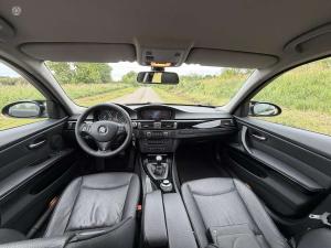 Black BMW 320 2007 in Pasvalys, with an engine capacity of 2.00 L and mileage of 275 thousand km for 3900 €, photo 15 on AUTOMOTO.COM.LV