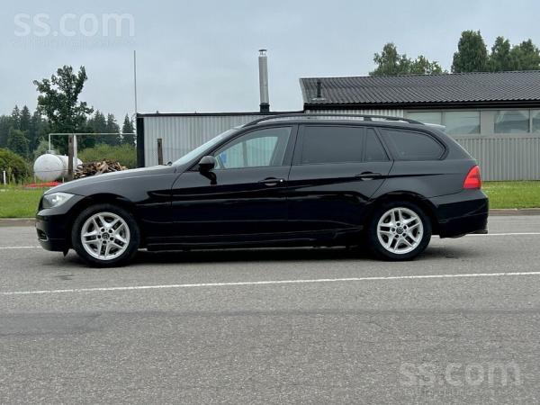 Melns BMW 320 2007 Cēsis, ar dzinēja tilpumu 2.00 L un nobraukumu 230 tūkst. km par 3550 €, foto 5 vietnē AUTOMOTO.COM.LV