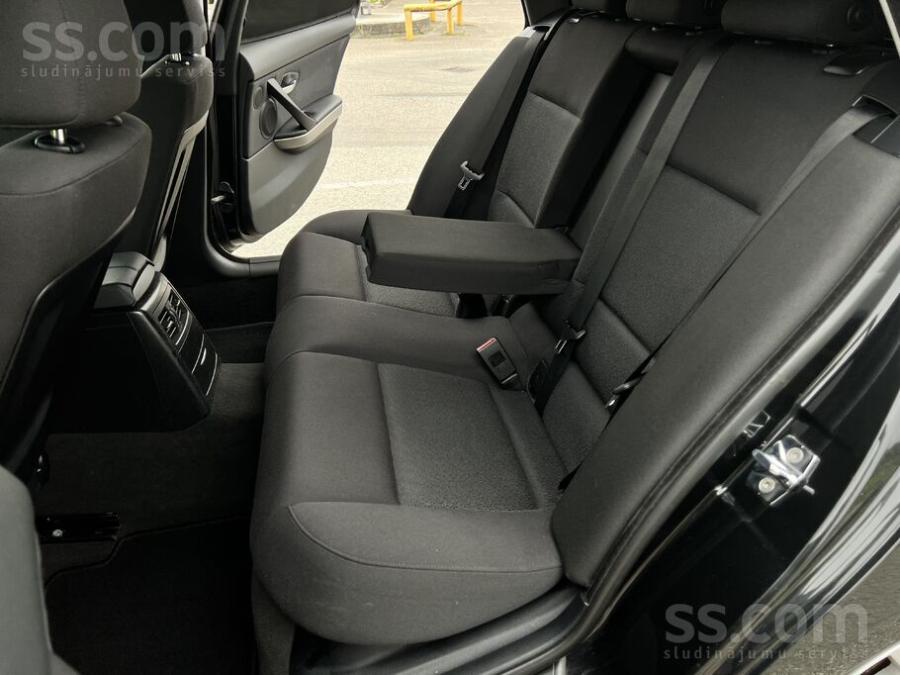 Melns BMW 320 2007 Cēsis, ar dzinēja tilpumu 2.00 L un nobraukumu 230 tūkst. km par 3550 €, foto 10 vietnē AUTOMOTO.COM.LV