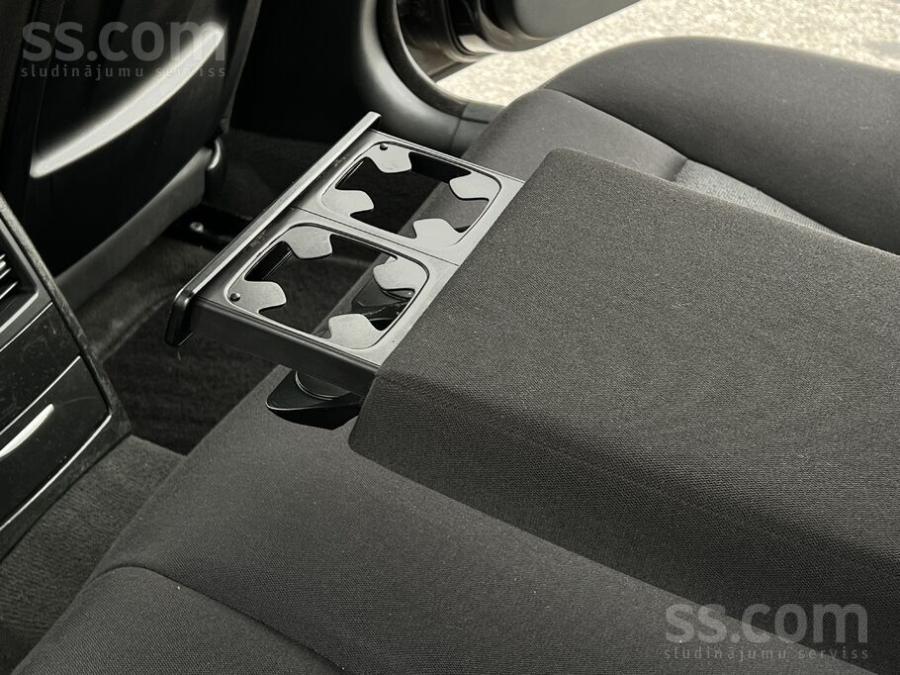 Melns BMW 320 2007 Cēsis, ar dzinēja tilpumu 2.00 L un nobraukumu 230 tūkst. km par 3550 €, foto 13 vietnē AUTOMOTO.COM.LV