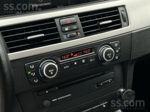 Melns BMW 320 2007 Cēsis, ar dzinēja tilpumu 2.00 L un nobraukumu 230 tūkst. km par 3550 €, foto 17 vietnē AUTOMOTO.COM.LV