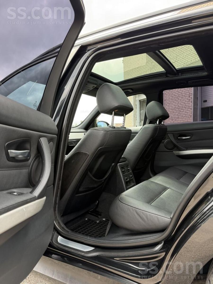 Melns BMW 320 2007 Jelgava, ar dzinēja tilpumu 2.00 L un nobraukumu 362 tūkst. km par 5400 €, foto 10 vietnē AUTOMOTO.COM.LV