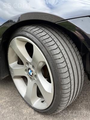 Melns BMW 320 2007 Jelgava, ar dzinēja tilpumu 2.00 L un nobraukumu 362 tūkst. km par 5400 €, foto 15 vietnē AUTOMOTO.COM.LV