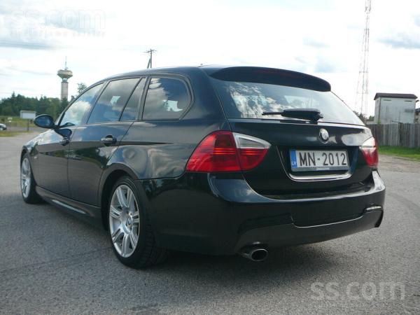 Melns BMW 320 2007 Cēsis, ar dzinēja tilpumu 2.00 L un nobraukumu 298 tūkst. km par 3450 €, foto 4 vietnē AUTOMOTO.COM.LV