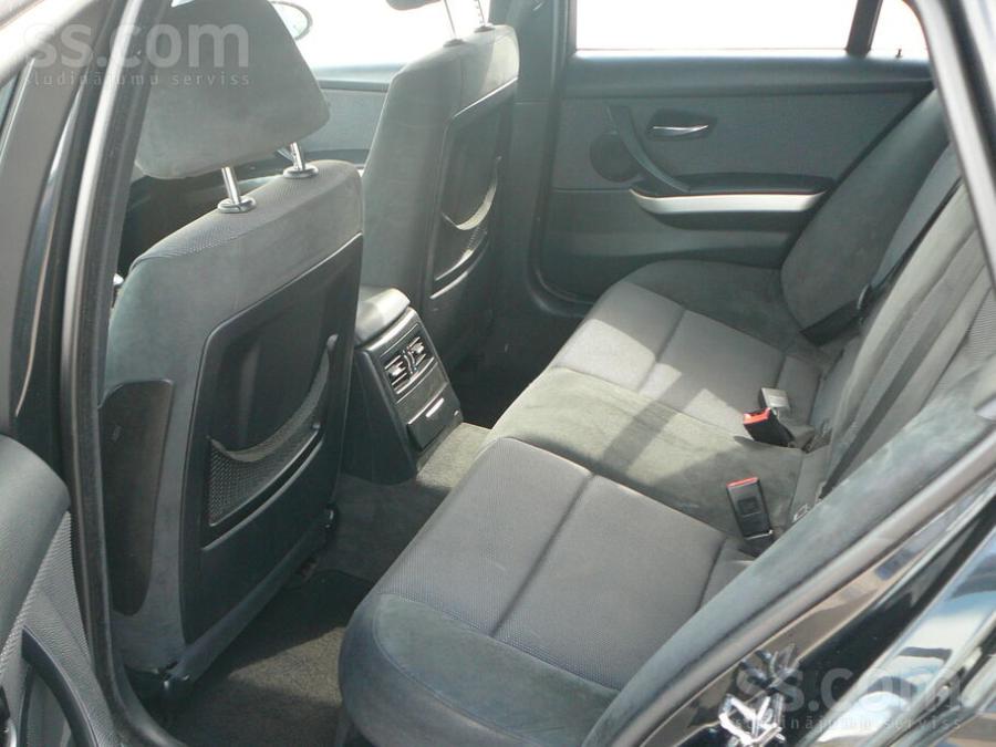 Melns BMW 320 2007 Cēsis, ar dzinēja tilpumu 2.00 L un nobraukumu 298 tūkst. km par 3450 €, foto 12 vietnē AUTOMOTO.COM.LV