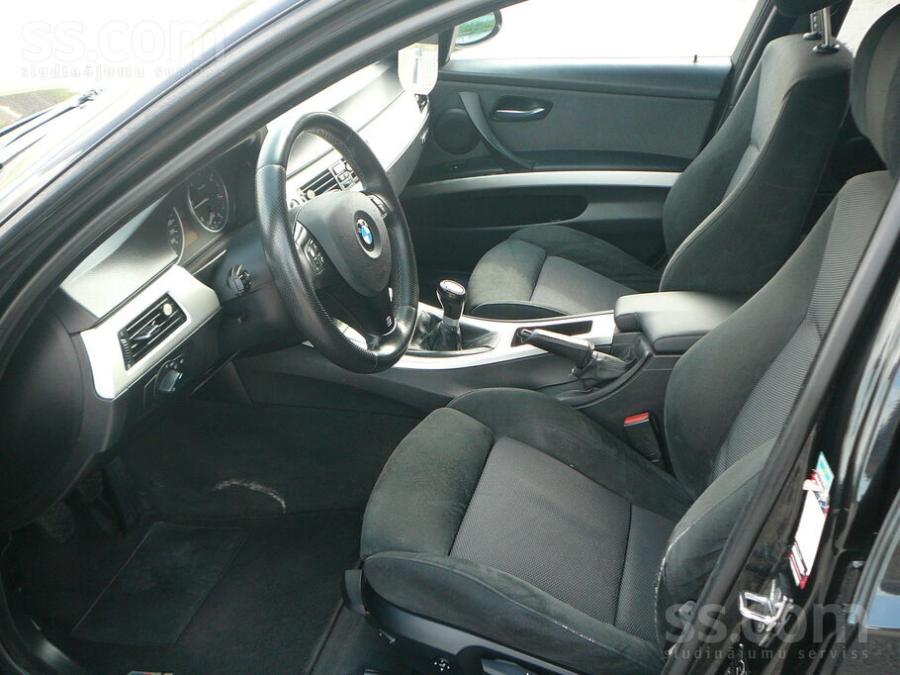 Melns BMW 320 2007 Cēsis, ar dzinēja tilpumu 2.00 L un nobraukumu 298 tūkst. km par 3450 €, foto 13 vietnē AUTOMOTO.COM.LV